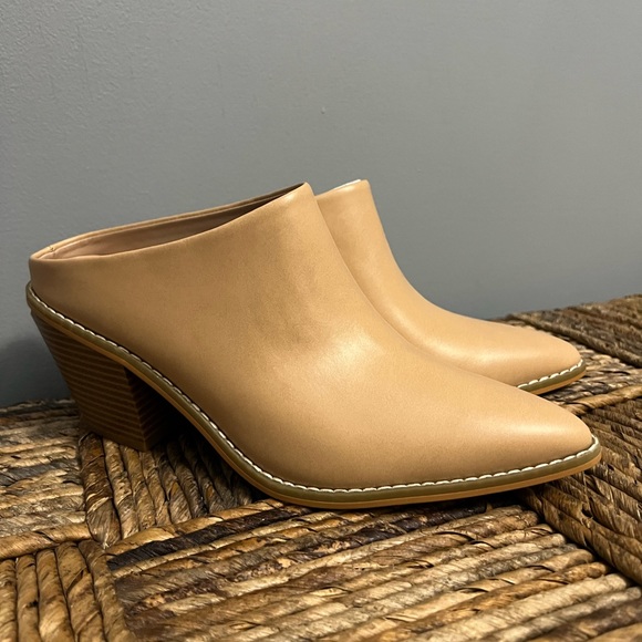 BCBGeneration | Shoes | Bcbgeneration Mules | Poshmark